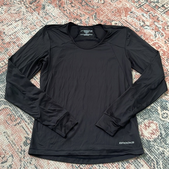 Brooks | Tops | Brooks Equilibrium Technology Long Sleeve Running Shirt ...